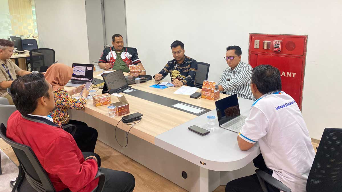 Bukan Cuma Telepon Biasa, Ini Keunggulan Layanan Darurat 112 yang ...